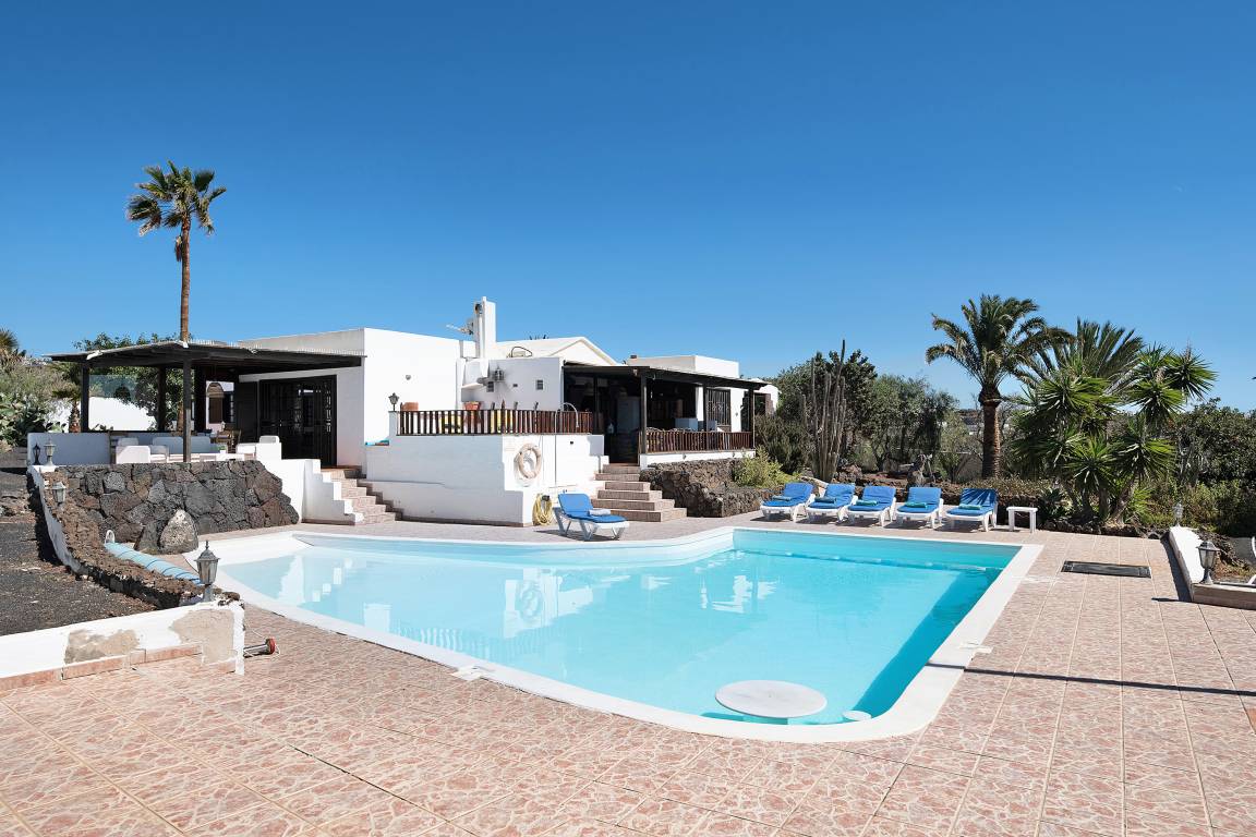 250 M² Villa ∙ 5 Chambres ∙ 10 Personnes - Aéroport Arrecife (ACE)