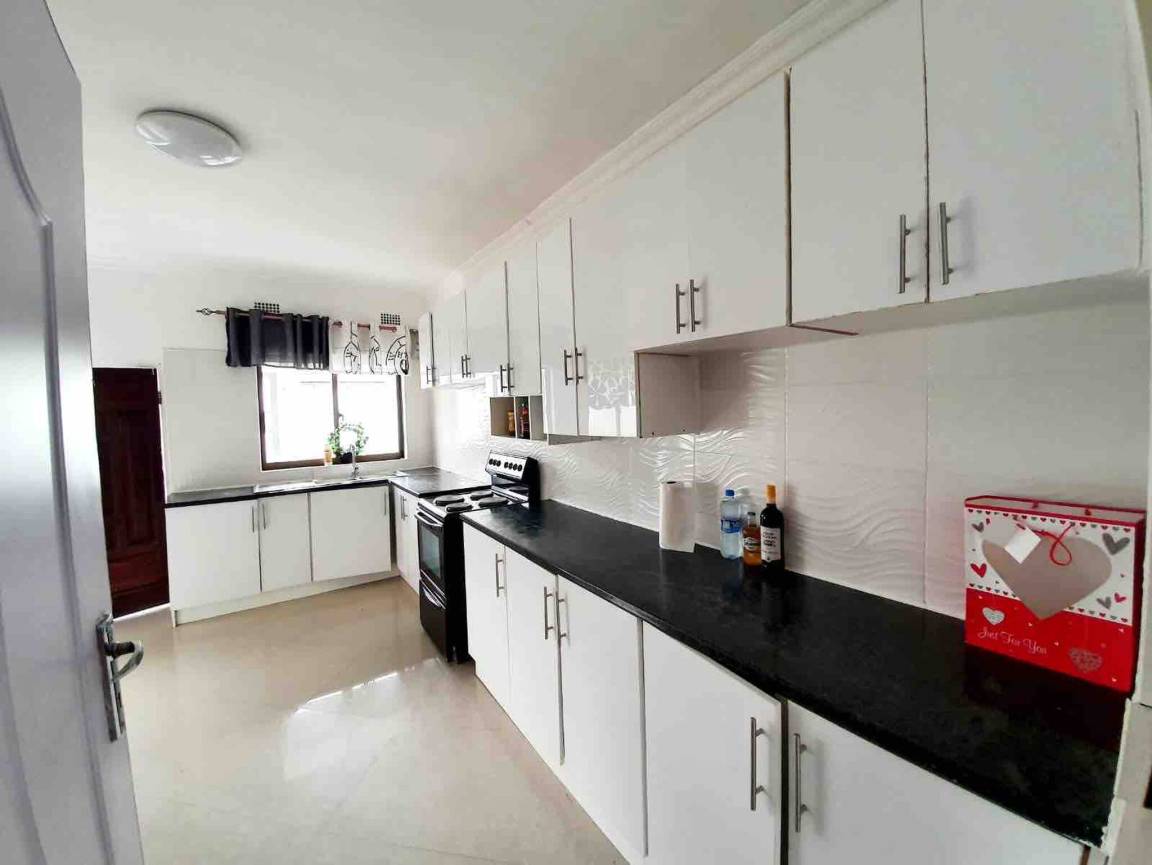 90 M² Villa ∙ 4 Chambres ∙ 8 Personnes - Lusaka