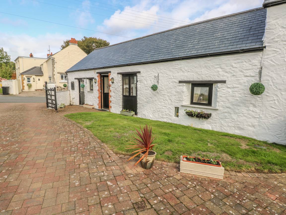 Cottage ∙ 2 Bedrooms ∙ 4 Guests - Haverfordwest
