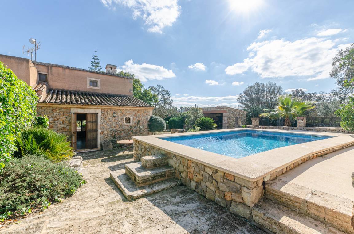 300 M² Villa ∙ 4 Habitaciones ∙ 8 Huéspedes - Petra