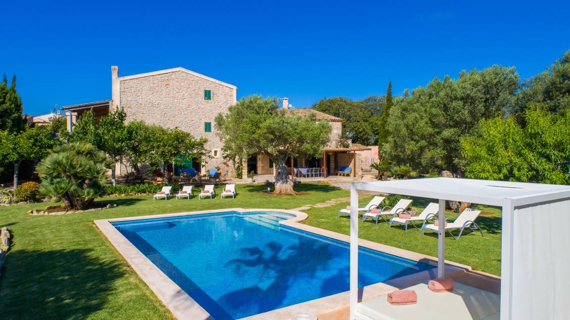 240 M² Finca ∙ 5 Schlafzimmer ∙ 8 Gäste - Mallorca