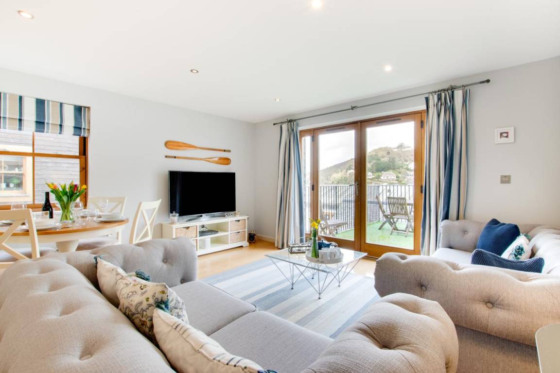 Apartment ∙ 2 Bedrooms ∙ 4 Guests - Looe
