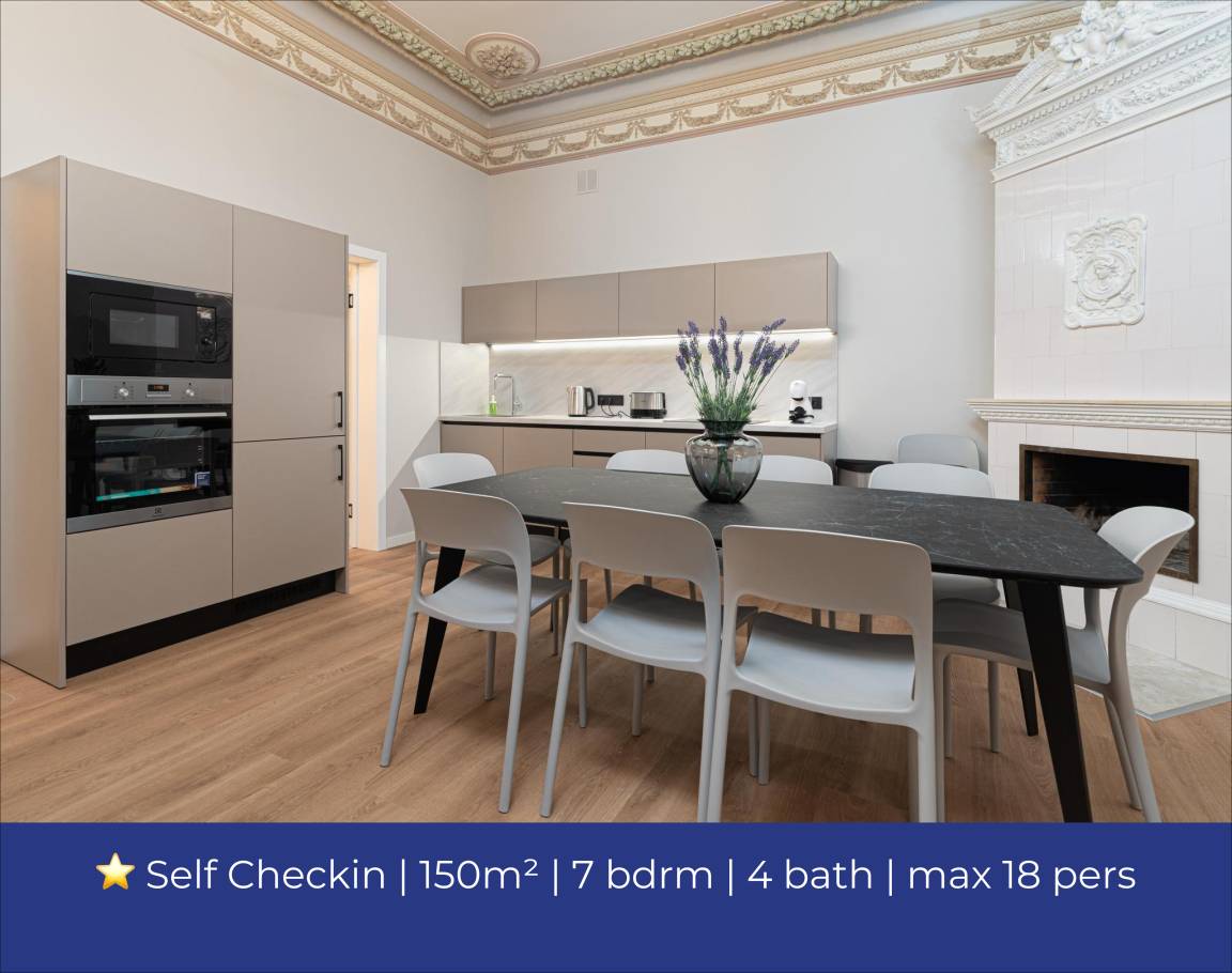 150 M² Apartment ∙ 7 Bedrooms ∙ 18 Guests - Riga
