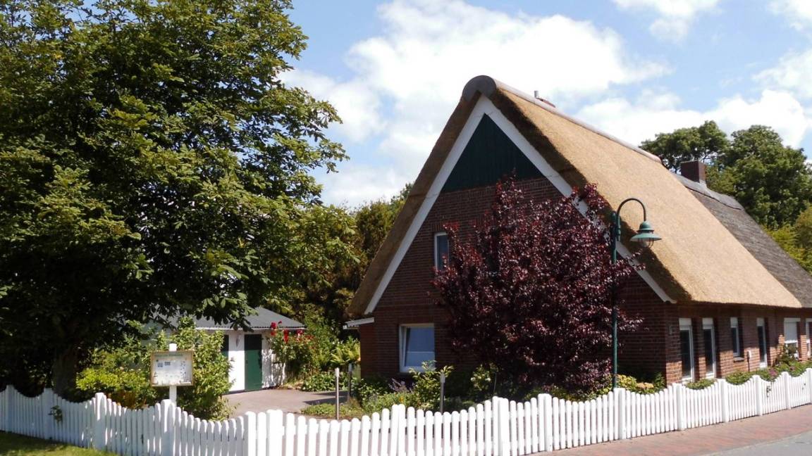 90 M² Ferienhaus ∙ 2 Schlafzimmer ∙ 4 Gäste - Otterndorf