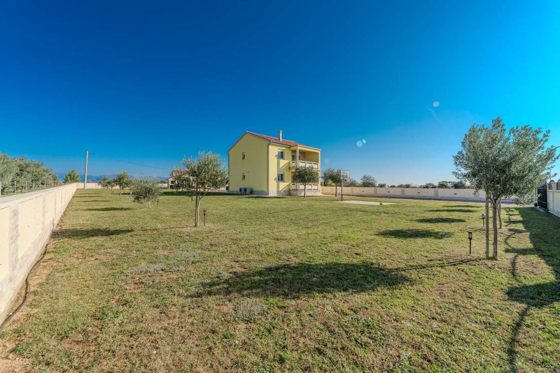 140 M² Ferienhaus ∙ 4 Schlafzimmer ∙ 10 Gäste - Nin