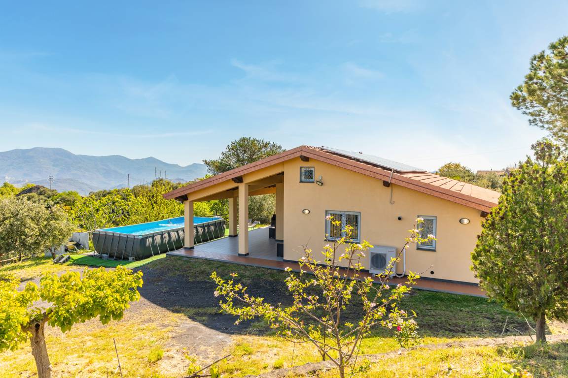140 M² Villa ∙ 3 Slaapkamers ∙ 8 Gasten - Linguaglossa