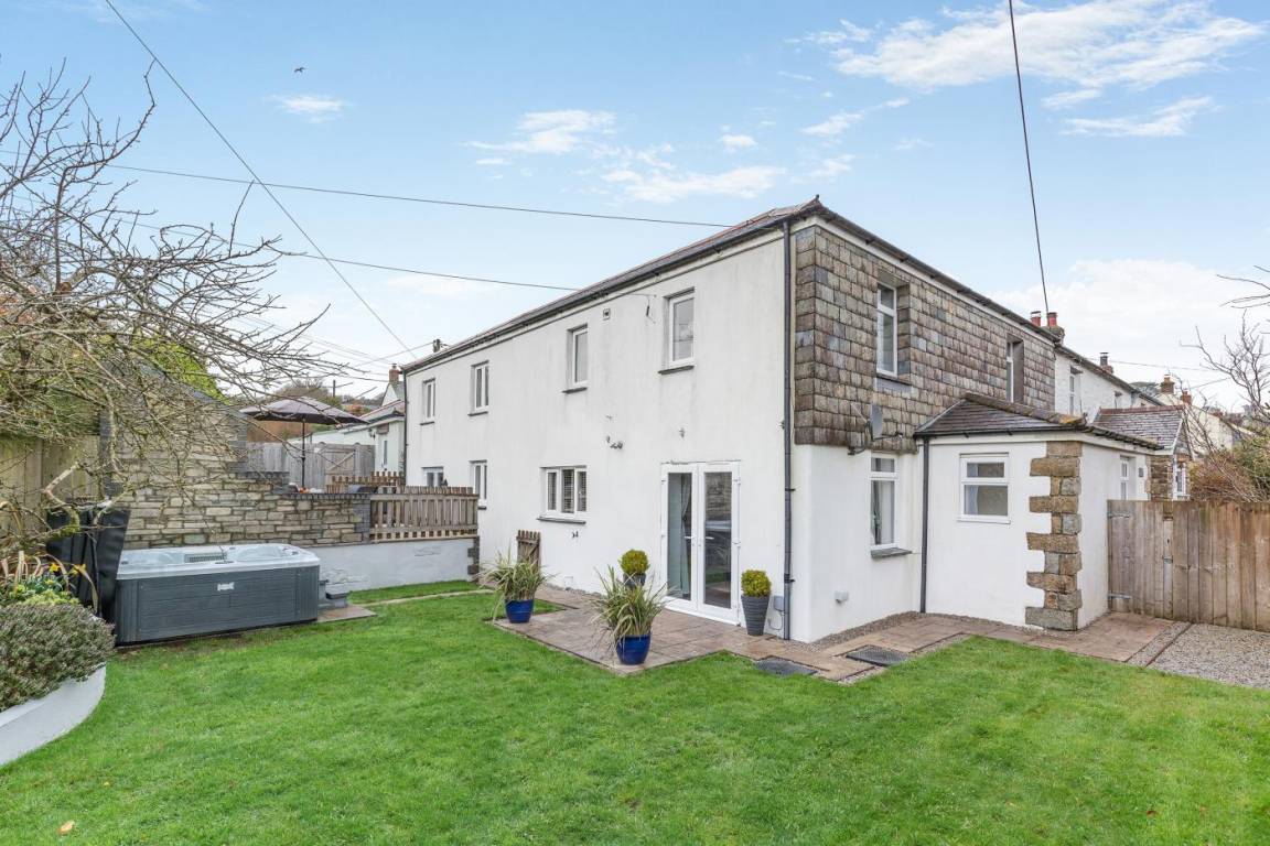 코티지 (자연 속의 작은 별장) ∙ 침실 4개 ∙ 게스트 8명 - 콘월