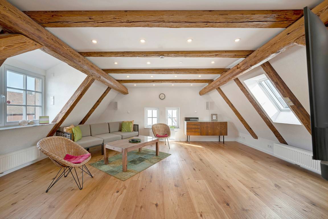 70 M² Ferienwohnung ∙ 1 Schlafzimmer ∙ 6 Gäste - Welzheim