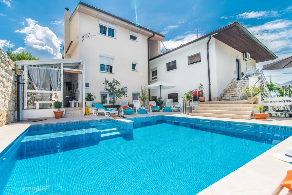 55 M² Apartment ∙ 2 Bedrooms ∙ 5 Guests - Novi Vinodolski