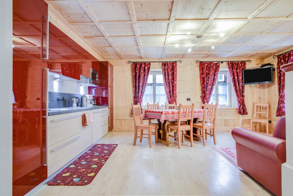90 M² Apartment ∙ 2 Bedrooms ∙ 4 Guests - Marmolada