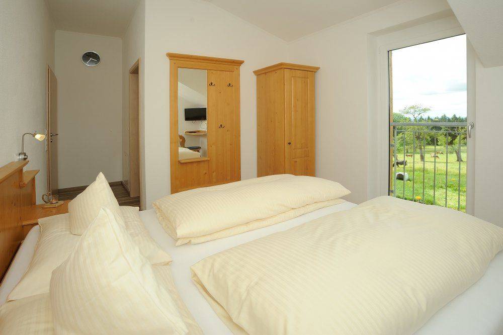 Privatzimmer ∙ 1 Schlafzimmer ∙ 2 Gäste - Wangen im Allgäu