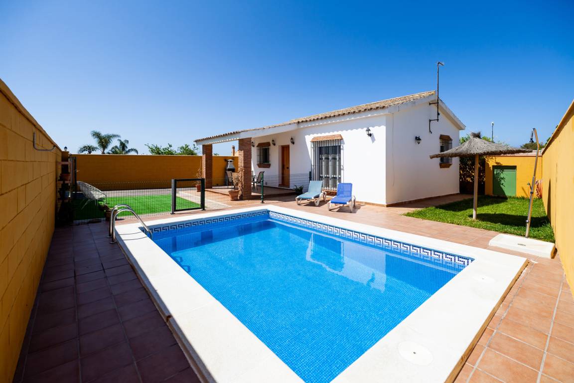 70 M² Casa ∙ 2 Habitaciones ∙ 5 Huéspedes - Conil de la Frontera