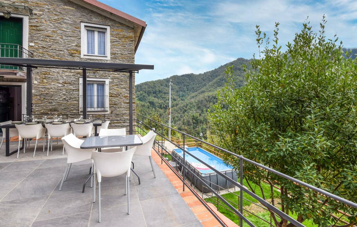 160 M² House ∙ 4 Bedrooms ∙ 9 Guests - Camogli