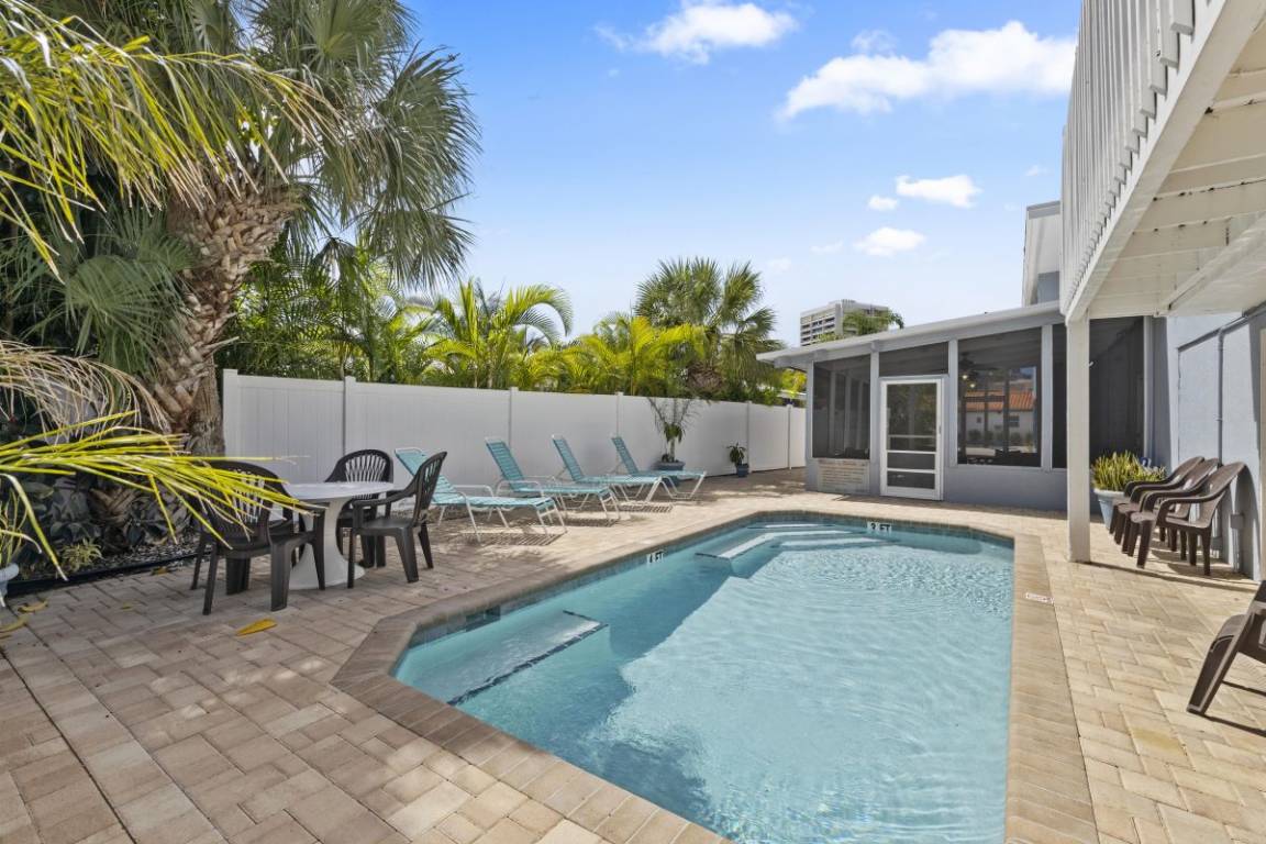 70 M² House ∙ 2 Bedrooms ∙ 6 Guests - Siesta Key, FL