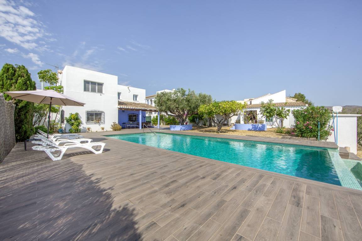 300 M² Maison De Vacances ∙ 4 Chambres ∙ 10 Personnes - Vera