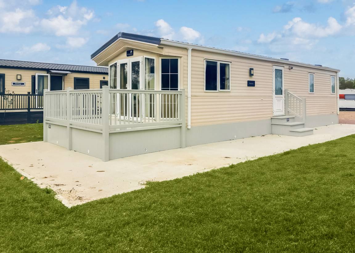 Chalet ∙ 2 Bedrooms ∙ 4 Guests - Lincolnshire