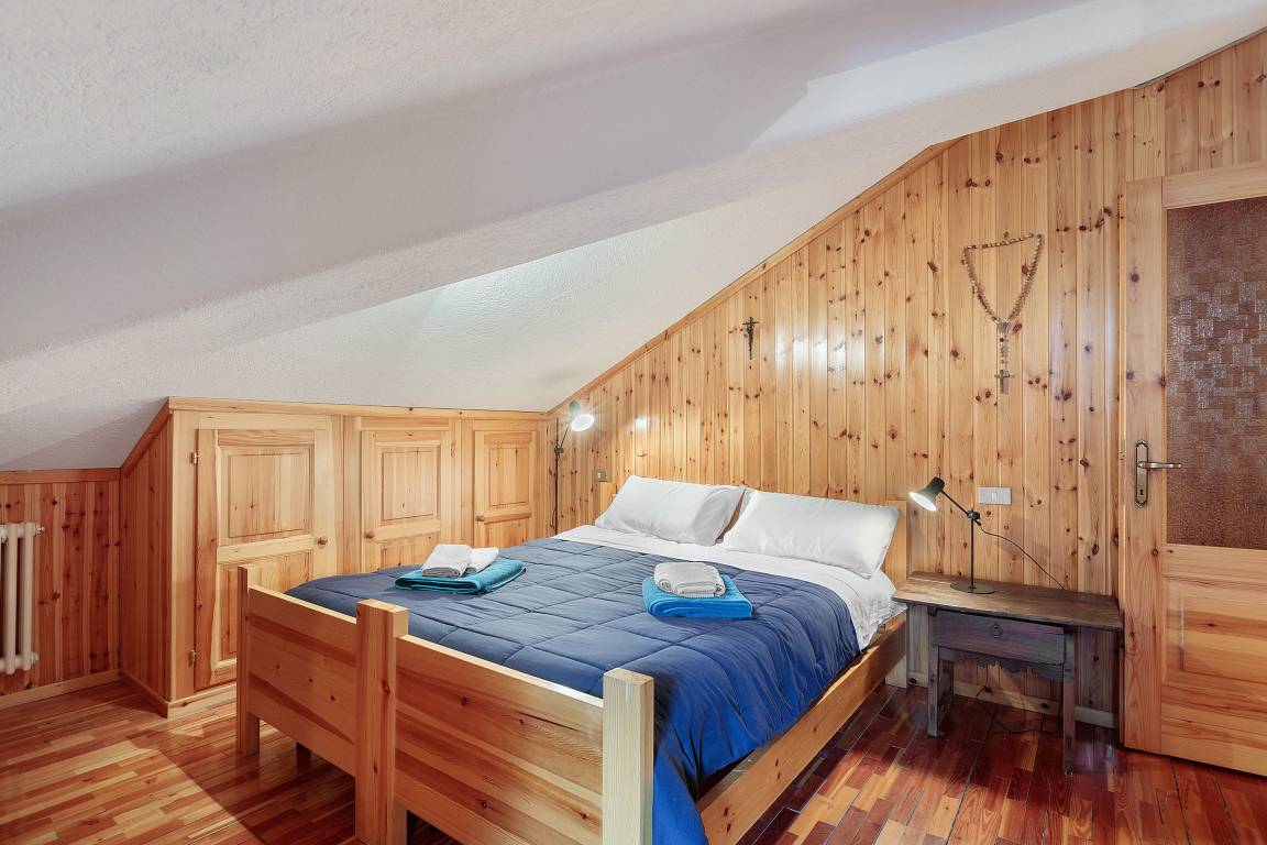 100 M² Appartamento Vacanza ∙ 2 Camere Da Letto ∙ 4 Ospiti - Gran Paradiso