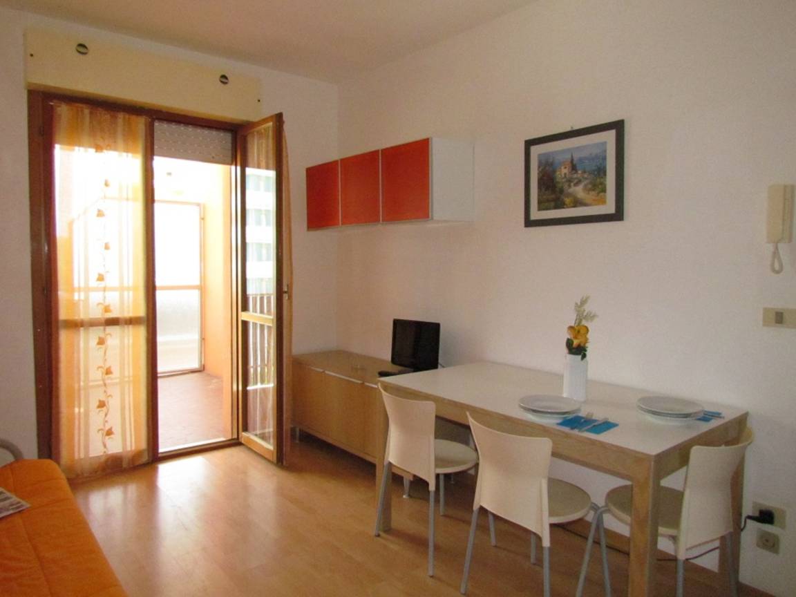 50 M² Appartamento ∙ 3 Camere Da Letto ∙ 8 Ospiti - Bibione