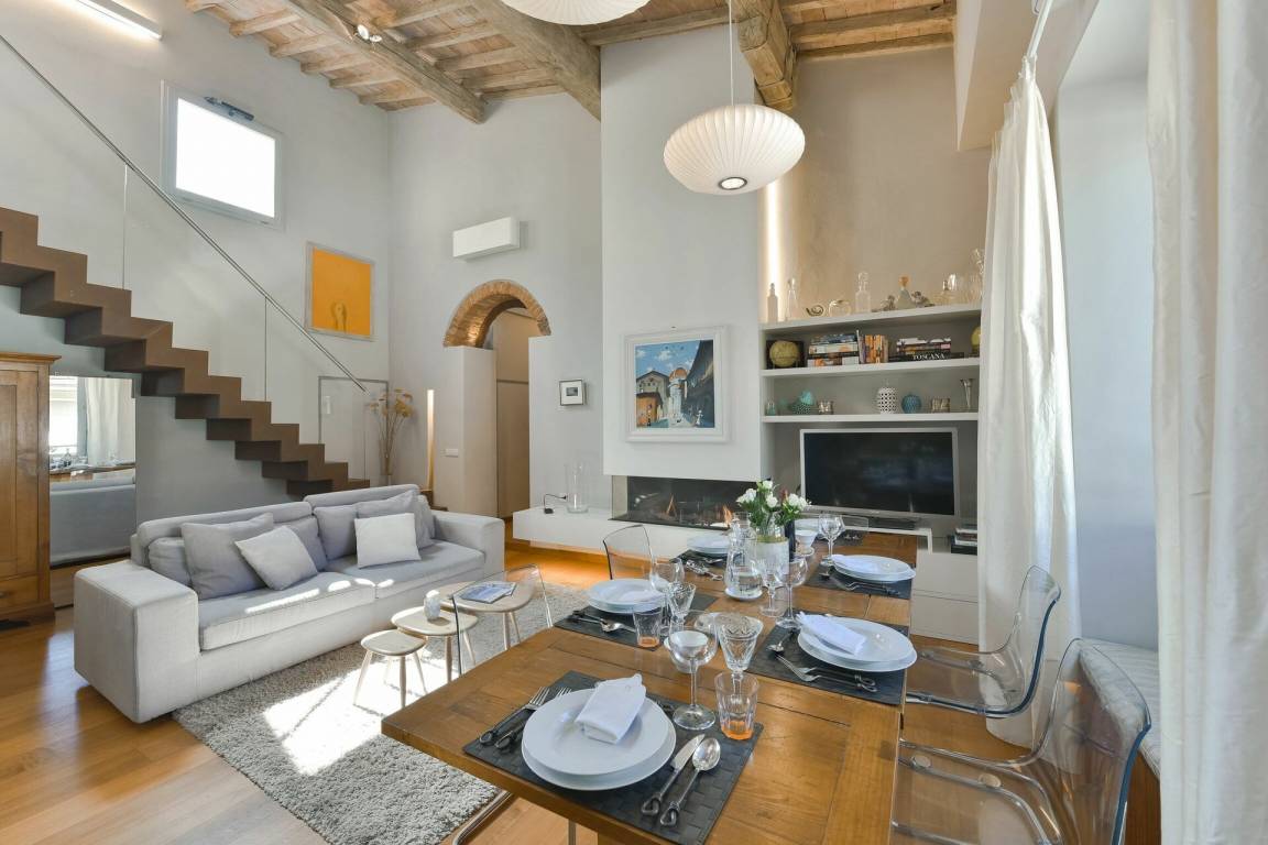 180 M² Apartment ∙ 5 Bedrooms ∙ 9 Guests - Florence