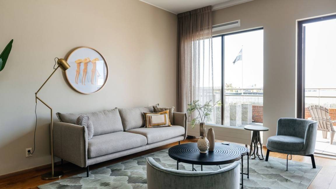 100 M² Appartement ∙ 2 Slaapkamers ∙ 5 Gasten - Den Haag