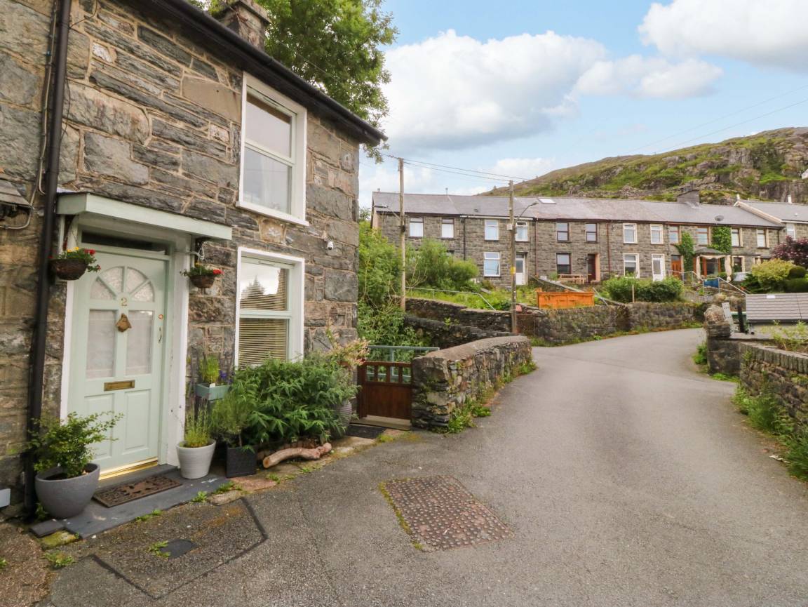 Cottage ∙ 2 Bedrooms ∙ 4 Guests - Blaenau Ffestiniog
