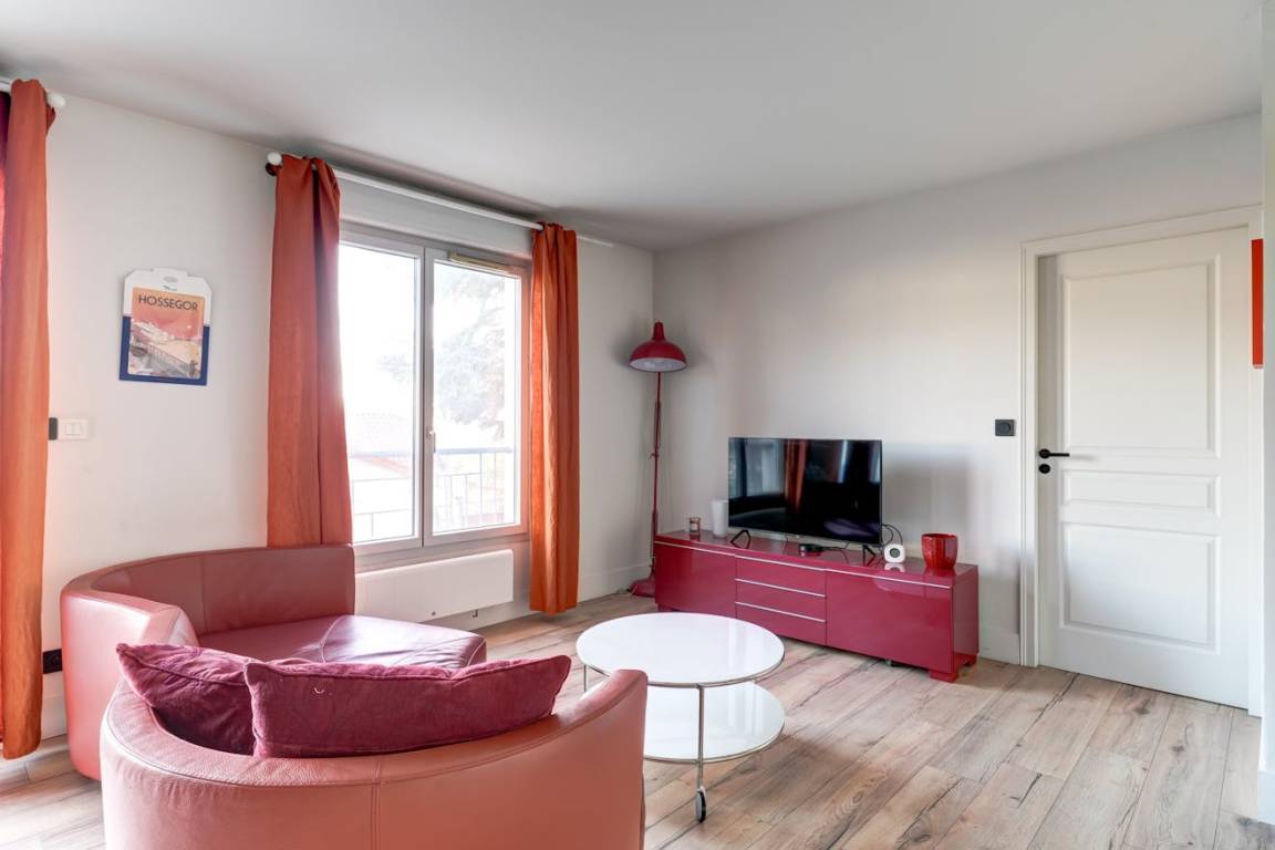 56 M² Appartement ∙ 1 Chambre ∙ 2 Personnes - Saint-Genis-Laval