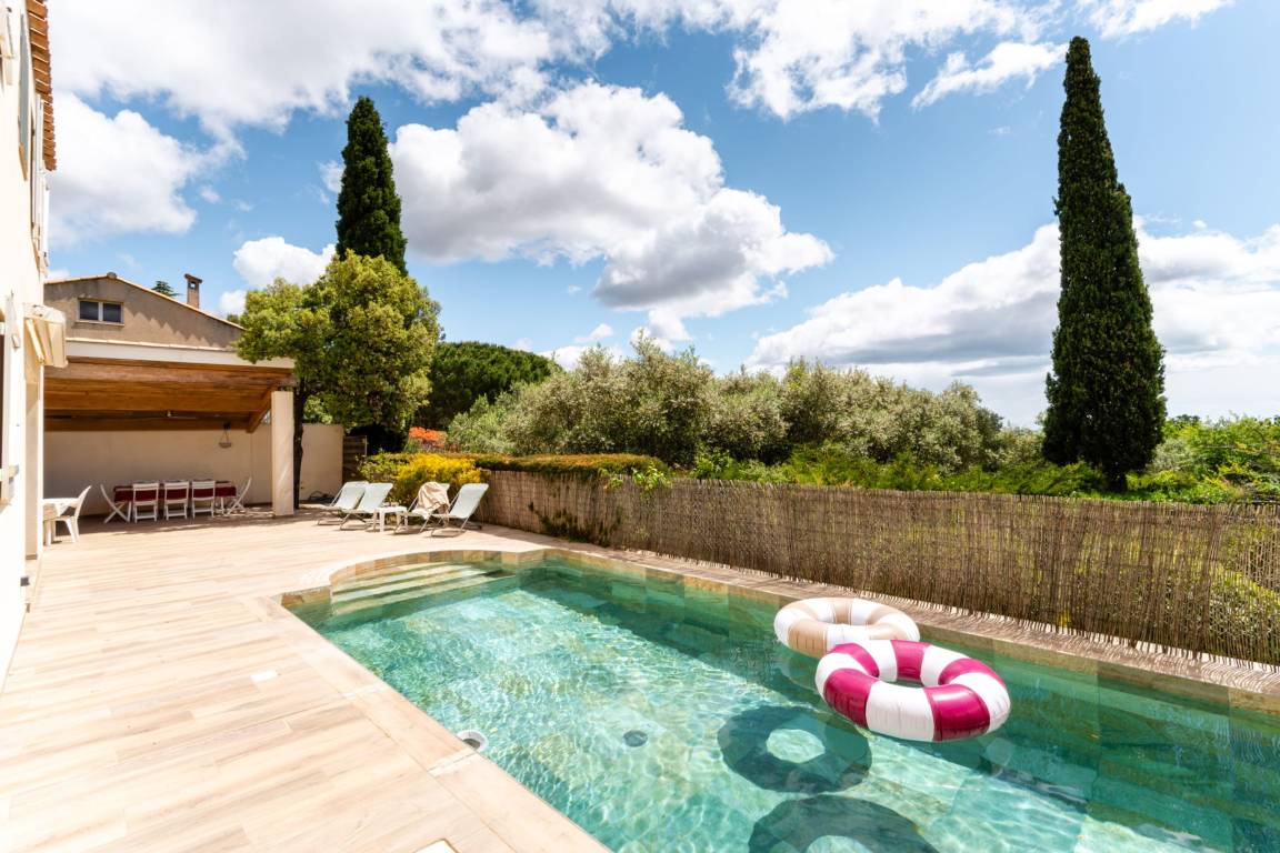 173 M² Appartement ∙ 6 Slaapkamers ∙ 12 Gasten - Pézenas