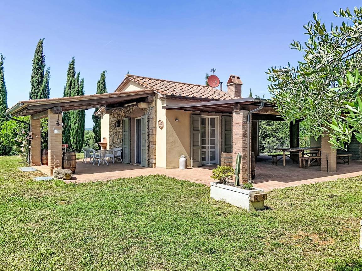 75 M² Huis ∙ 2 Slaapkamers ∙ 6 Gasten - Bibbona