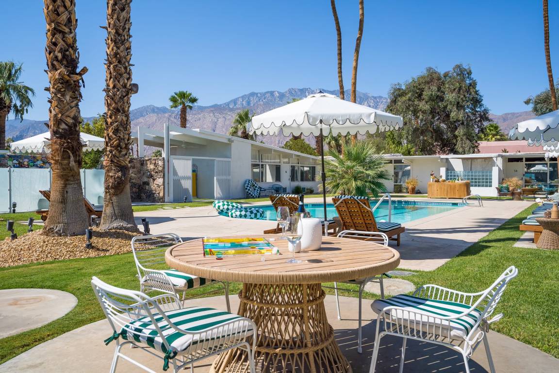 594 M² Hotel ∙ 1 Habitación ∙ 2 Huéspedes - Desert Hot Springs, CA