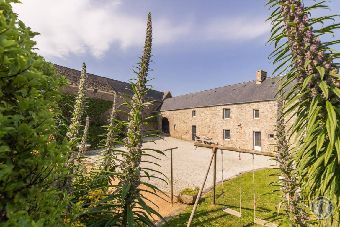171 M² Gîte ∙ 4 Chambres ∙ 10 Personnes - Auderville