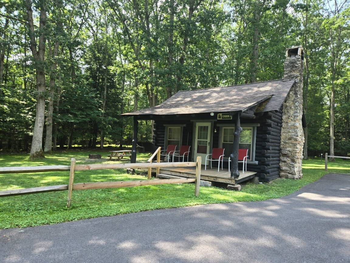 42 M² Cabin ∙ 1 Bedroom ∙ 2 Guests - Oakland, MD