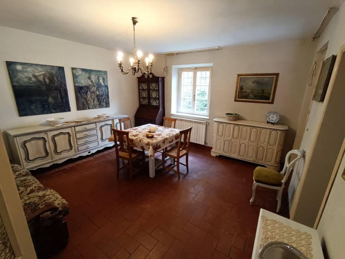 120 M² Apartment ∙ 4 Bedrooms ∙ 8 Guests - Lucca