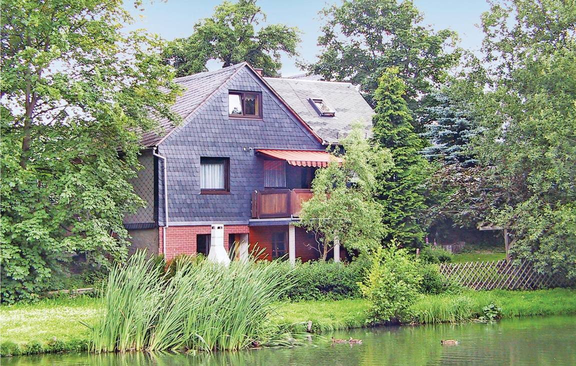 110 M² Ferienhaus ∙ 2 Schlafzimmer ∙ 5 Gäste - Bad Lobenstein