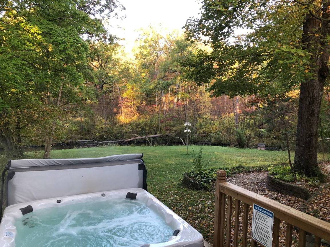 279 M² House ∙ 5 Bedrooms ∙ 13 Guests - Battle Creek, MI