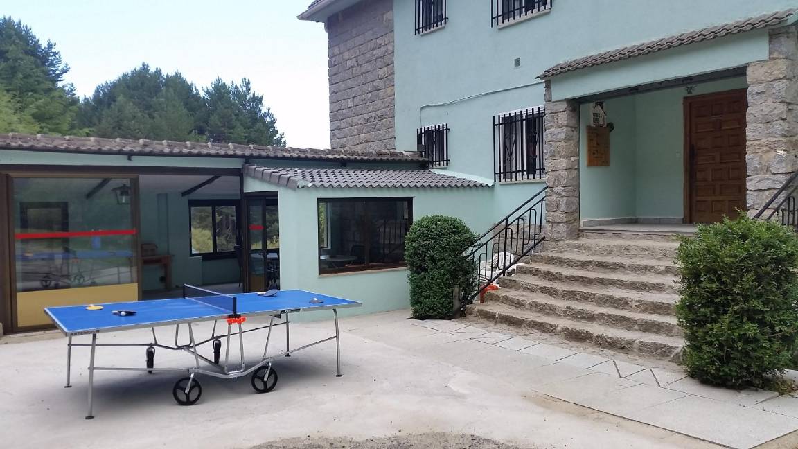 80 M² Huoneisto ∙ 2 Makuuhuonetta ∙ 5 Vierasta - Navarredonda de Gredos