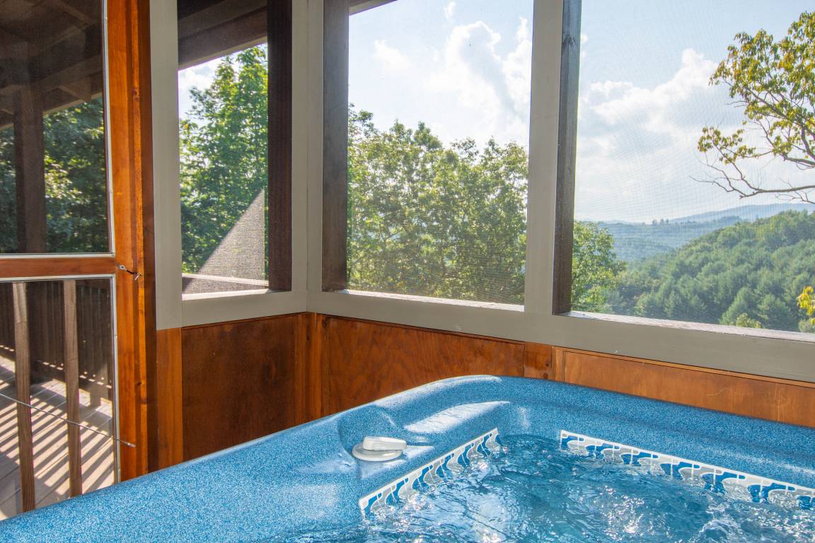Cabin ∙ 4 Bedrooms ∙ 8 Guests - New River State Park, Laurel Springs