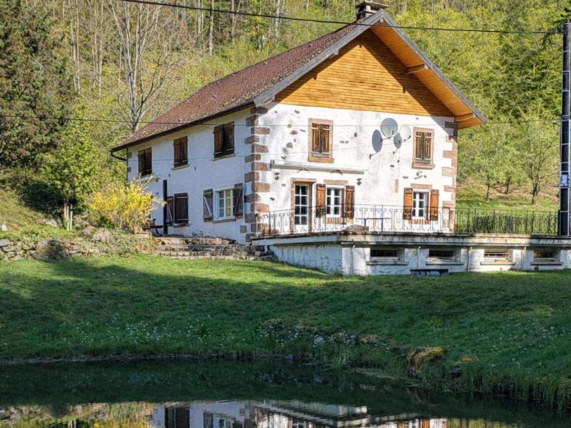 205 M² Cottage ∙ 5 Chambres ∙ 10 Personnes - Bourgogne-Franche-Comté