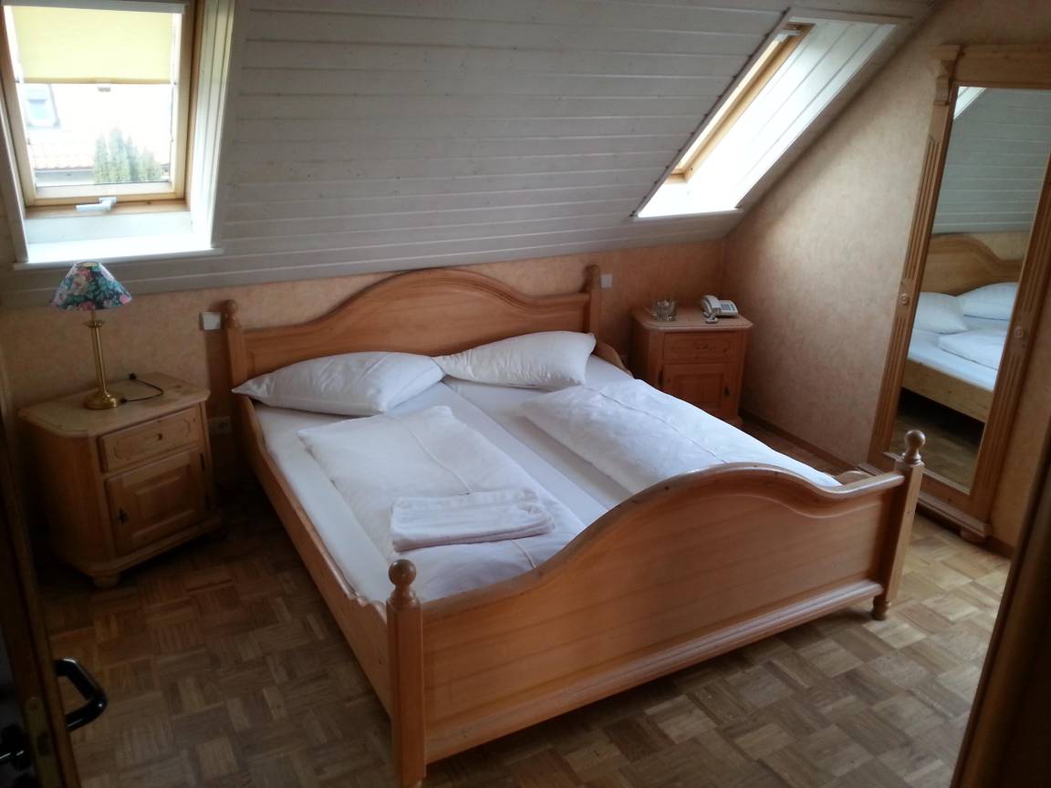 50 M² Apartamento ∙ 1 Habitación ∙ 3 Huéspedes - Bad Rappenau