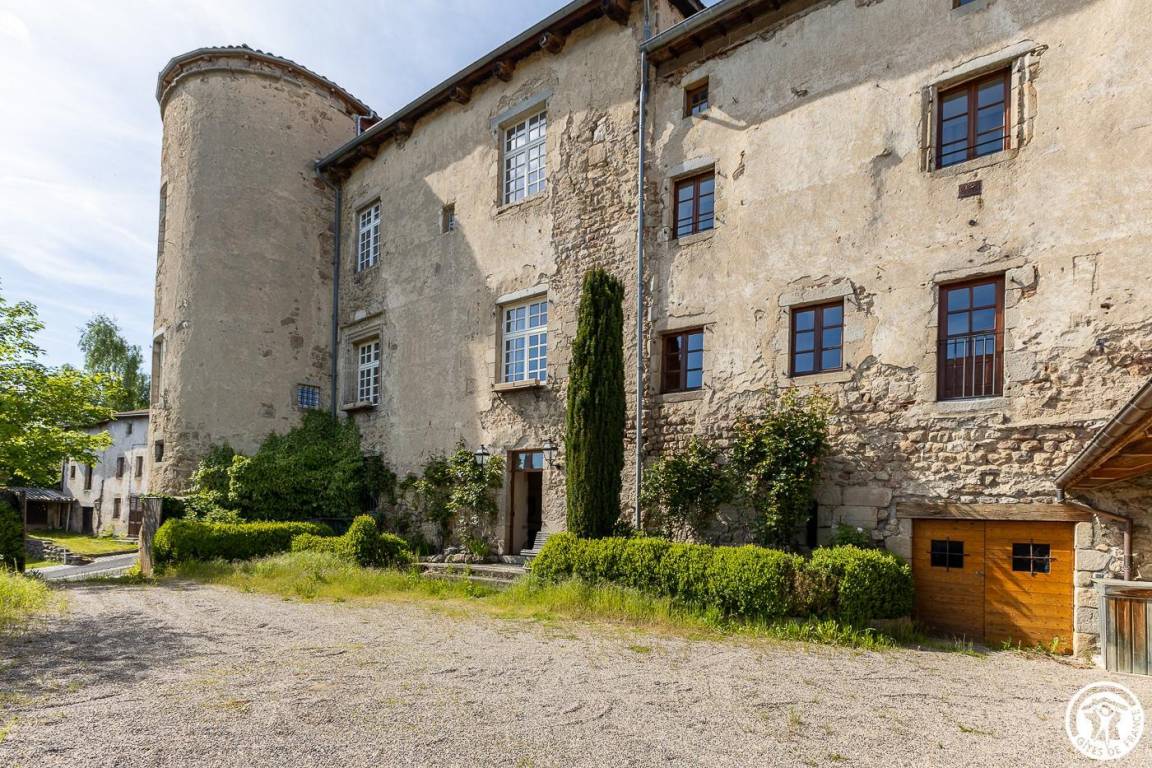 160 M² Gîte ∙ 3 Chambres ∙ 6 Personnes - Ambert
