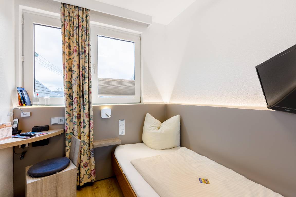 Hotel ∙ 1 Bedroom ∙ 1 Guest - Mayschoß