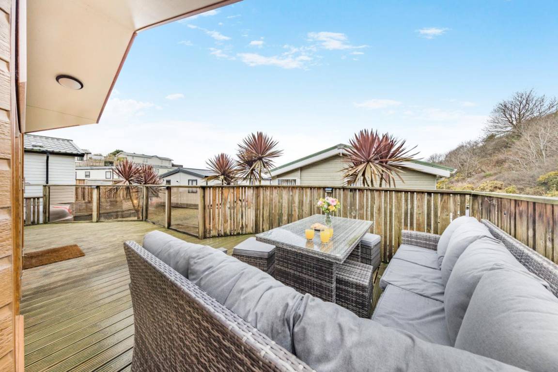 Lodge ∙ 3 Bedrooms ∙ 6 Guests - Aberporth