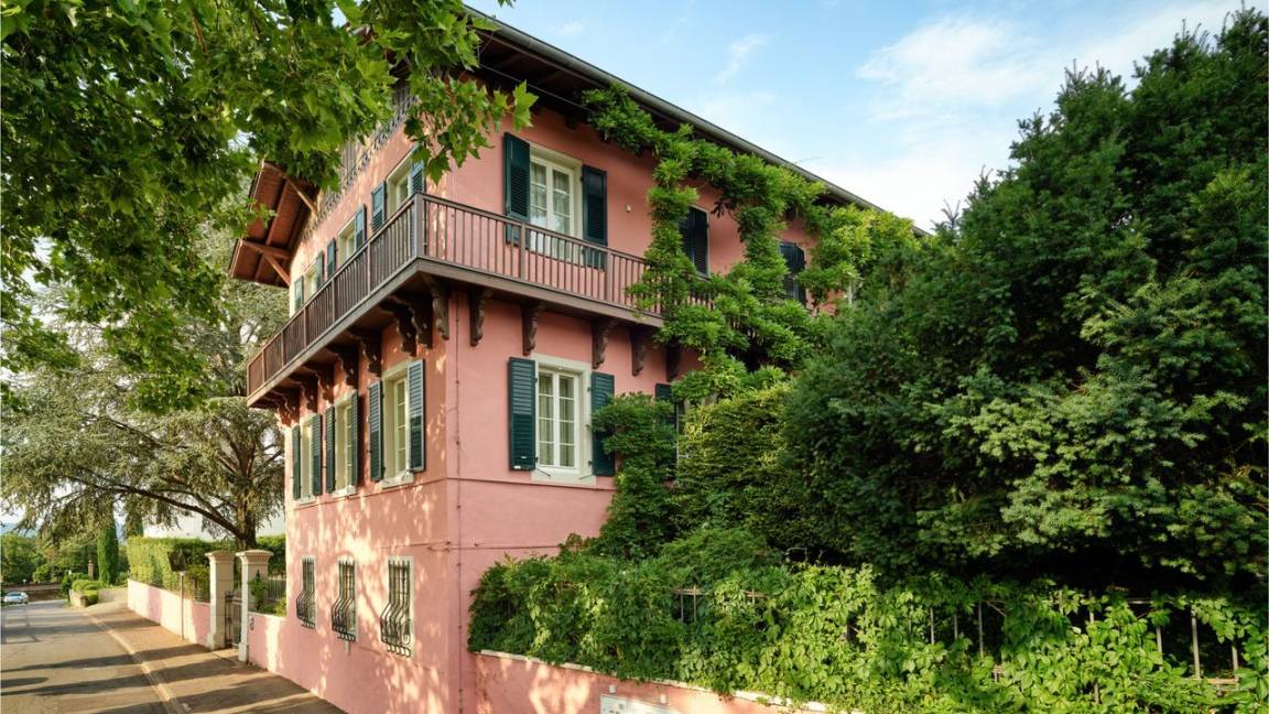 69 M² Ferienwohnung ∙ 1 Schlafzimmer ∙ 3 Gäste - Konz
