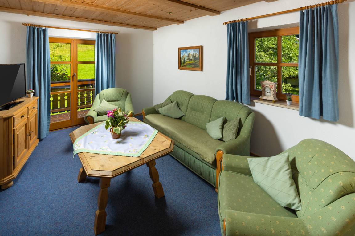 100 M² Ferienwohnung ∙ 3 Schlafzimmer ∙ 6 Gäste - Marktschellenberg