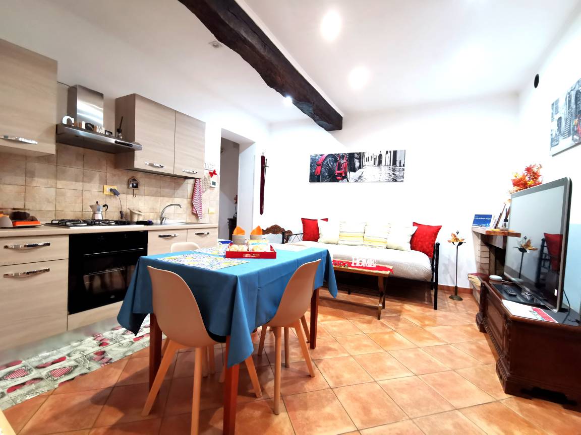 50 M² Apartamento ∙ 1 Habitación ∙ 4 Huéspedes - Anagni