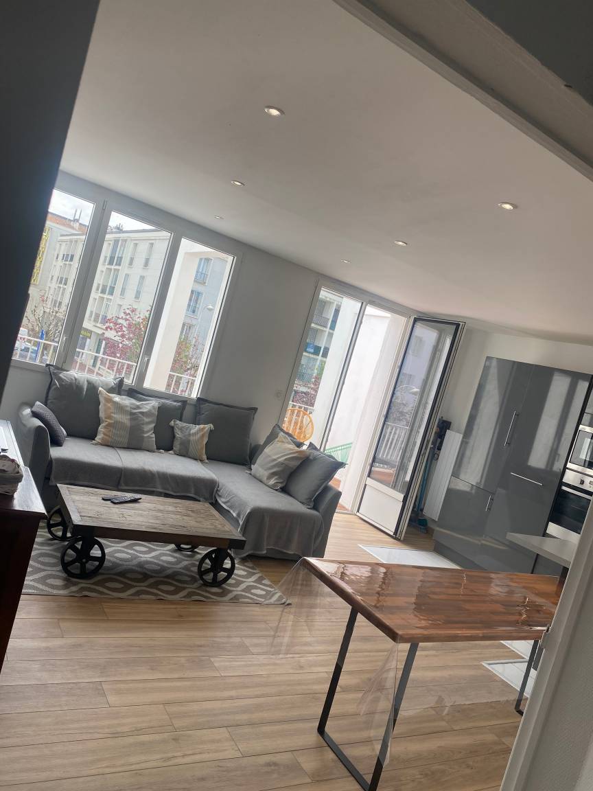 90 M² Apartment ∙ 4 Bedrooms ∙ 7 Guests - Royan