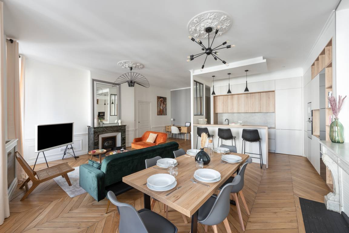 111 M² Appartement ∙ 3 Chambres ∙ 6 Personnes - Lyon