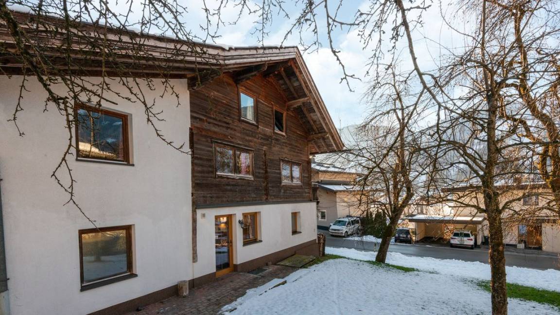 160 M² House ∙ 5 Bedrooms ∙ 10 Guests - Mayrhofen
