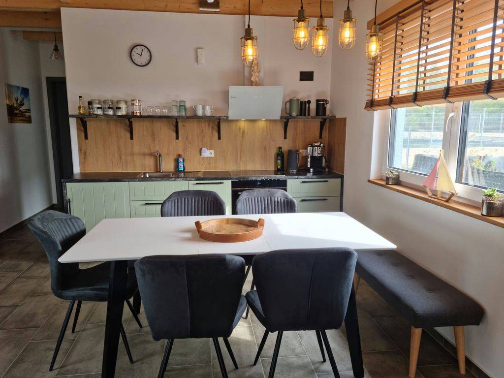 60 M² Ferienwohnung ∙ 2 Schlafzimmer ∙ 6 Gäste - Finsterwalde