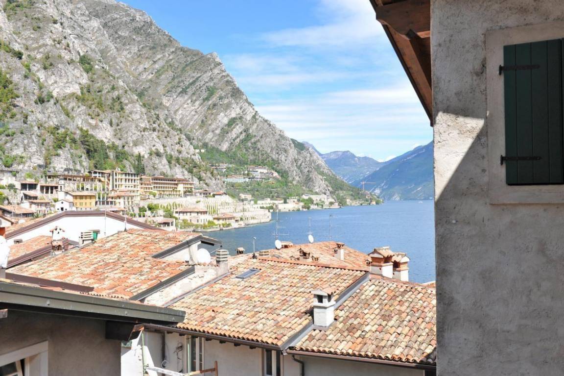 55 M² Apartment ∙ 2 Bedrooms ∙ 4 Guests - Malcesine