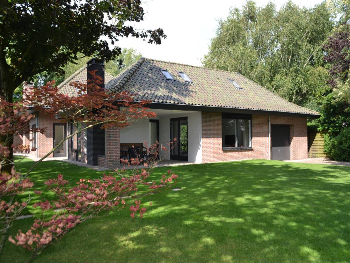 69 M² Ferienhaus ∙ 1 Schlafzimmer ∙ 2 Gäste - Hoorn